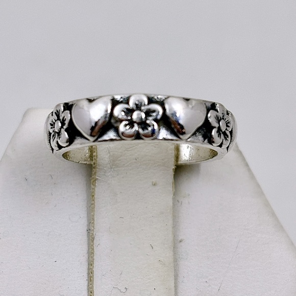 James Avery | Jewelry | James Avery Sterling Hearts And Flowers Ring ...
